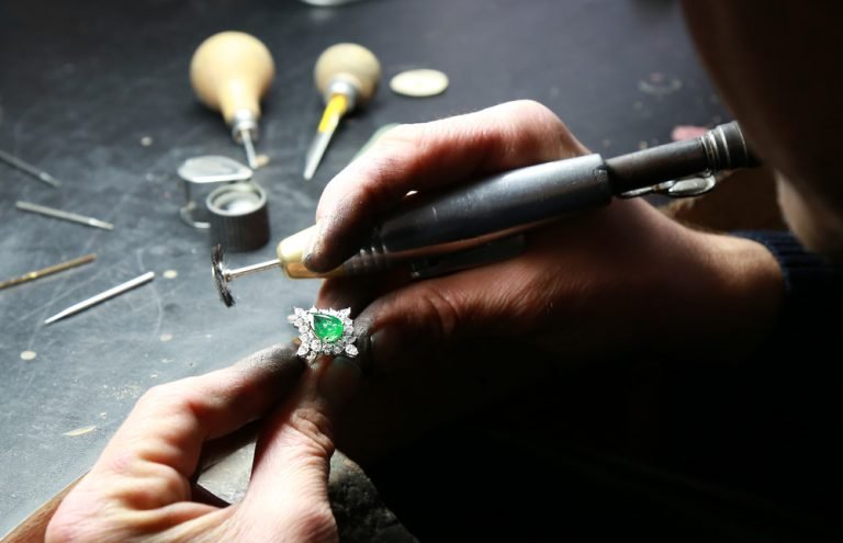 How to Get the Most Out of Your Jewelry Repair Store